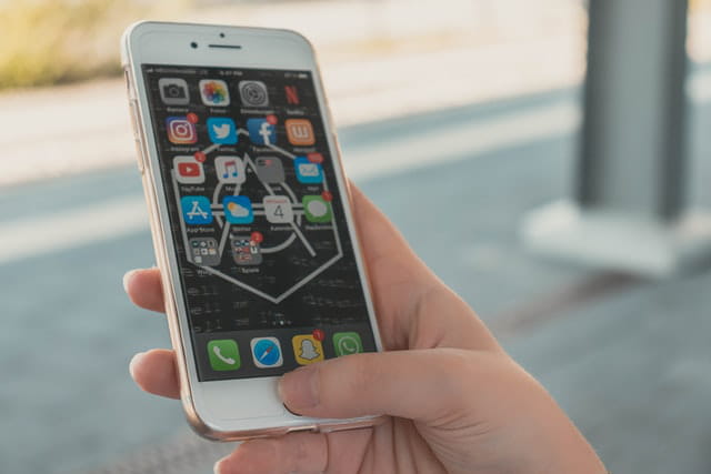 How To Add Text To A Snapchat Story